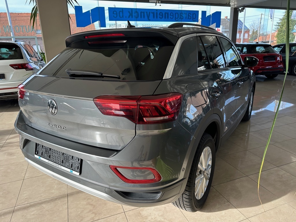 Volkswagen T-Roc 1.5 TSi Life 2022 bij Garage Neirynck